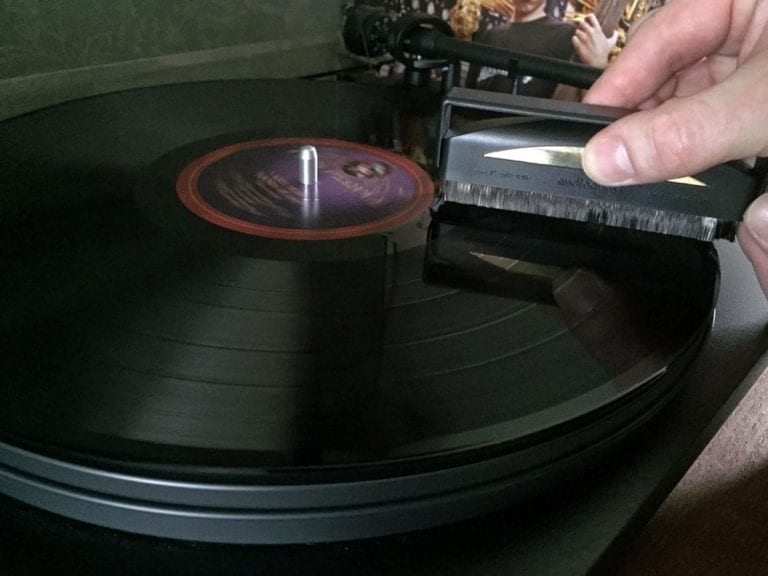 Best Way to Clean Vinyl Records? Five Methods - Pros & Cons - Sound Matters