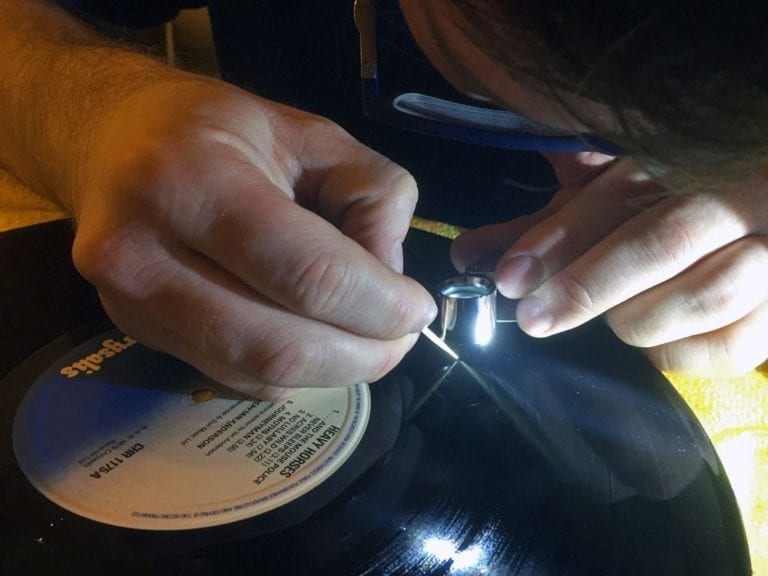 Record Looping or Skipping? Here's How to Fix It - Sound Matters