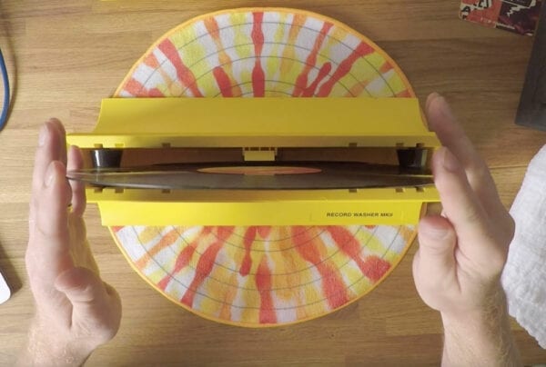 How to Clean Vinyl Records - The Ultimate Guide - Sound Matters