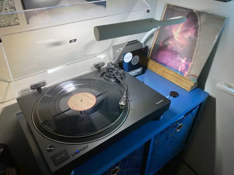 The Ultimate LED Turntable Light? UBERLIGHT FLEX Review - Sound Matters