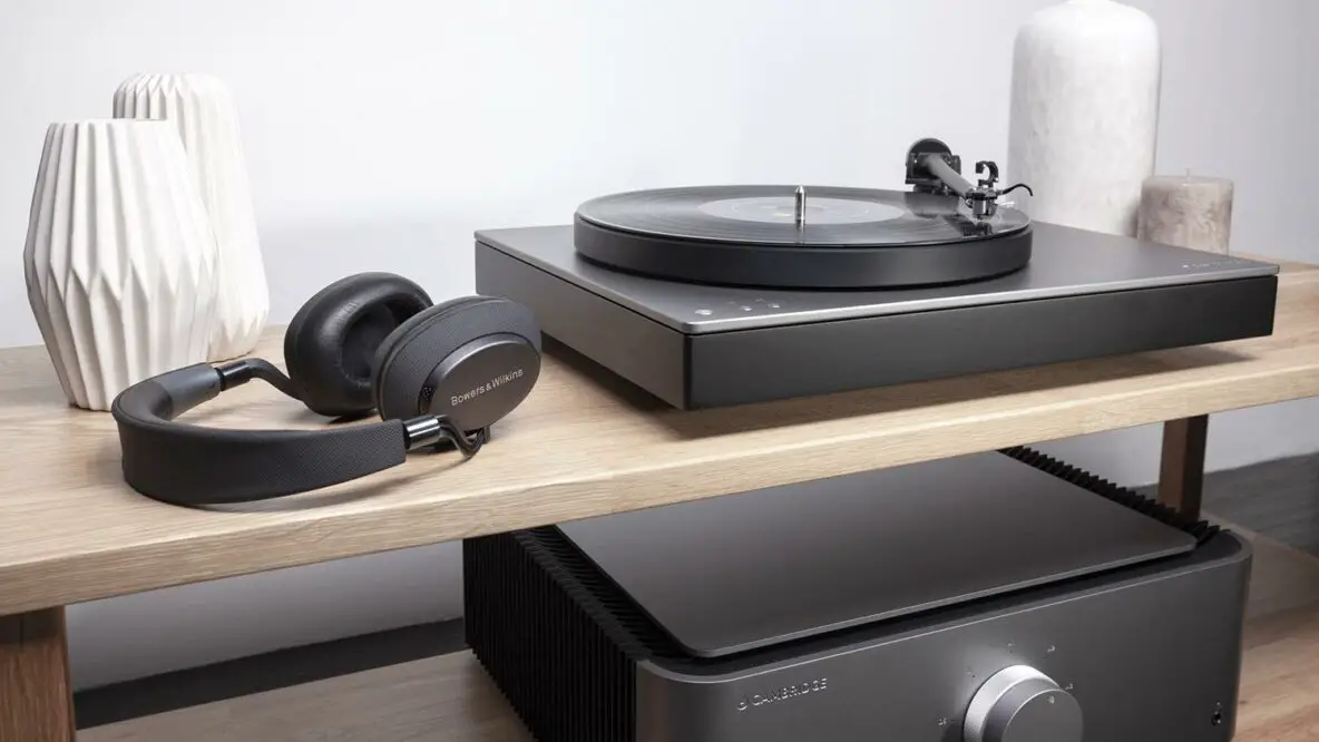 Best Bluetooth Turntables in 2024 - Sound Matters