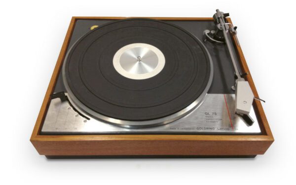 The Best Vintage Turntables for Audiophiles - Sound Matters