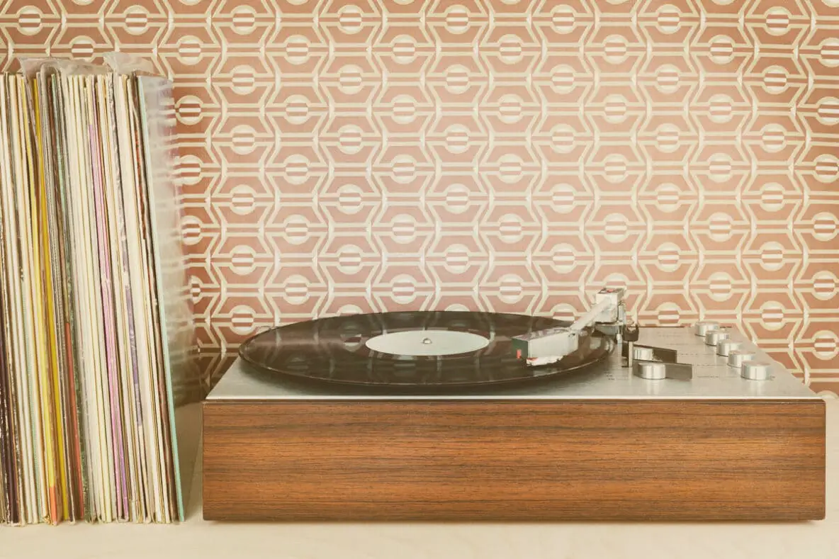 Record Player Stands: Tables for Turntables - Sound Matters