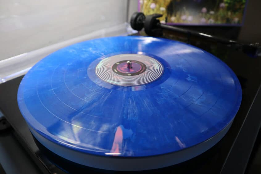 Vinyl Moon Review: Art & Music Unite - Sound Matters