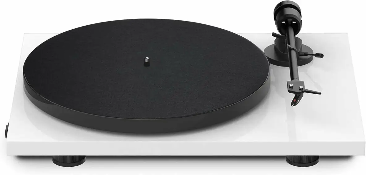 Pro-Ject E1 Review - A Great First Turntable? - Sound Matters