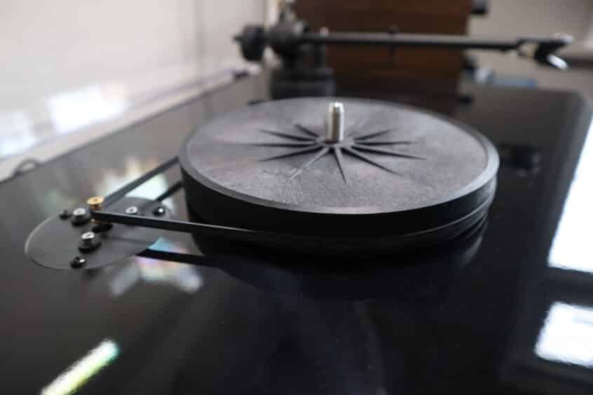 Pro-Ject E1 Review - A Great First Turntable? - Sound Matters