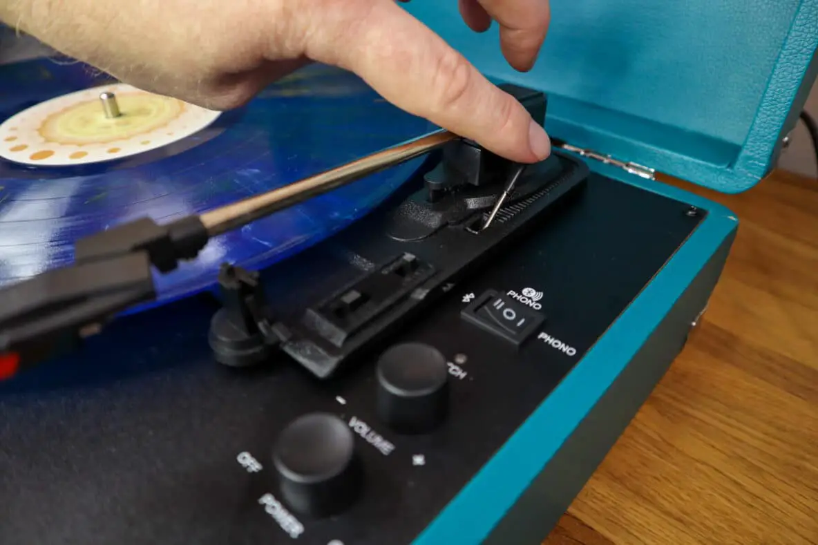 How to Use A Crosley Record Player (Easy Guide with Video) - Sound Matters