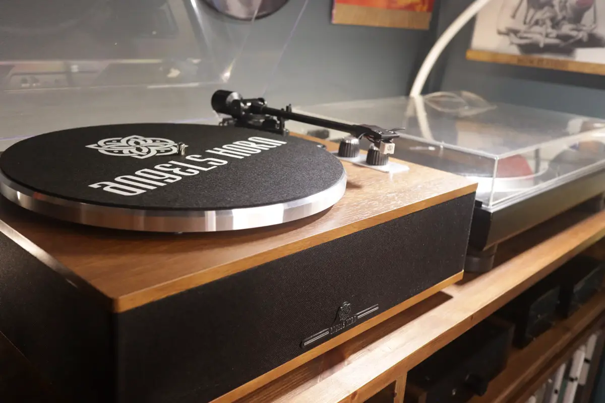 Angels Horn H019 - All-In-One Record Player That Actually Sounds Good ...